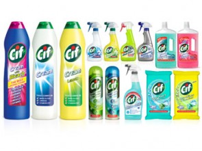 Cif Cleans Up Offensive Graffiti in Romania - The Branding Journal